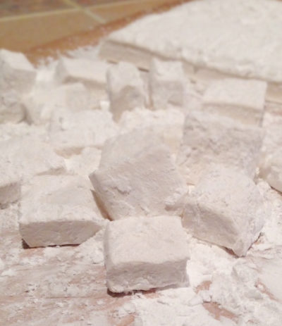 Homemade Marshmallows | DebbieNet.com